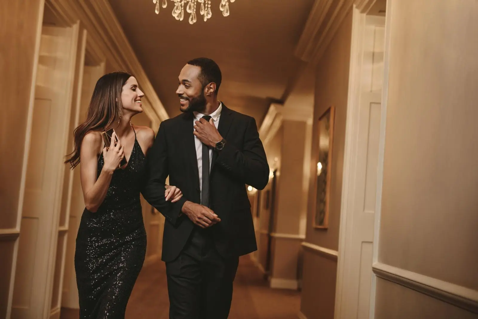 Pukukoodit – smart casual, cocktail vai tumma puku? | Yhteishyvä